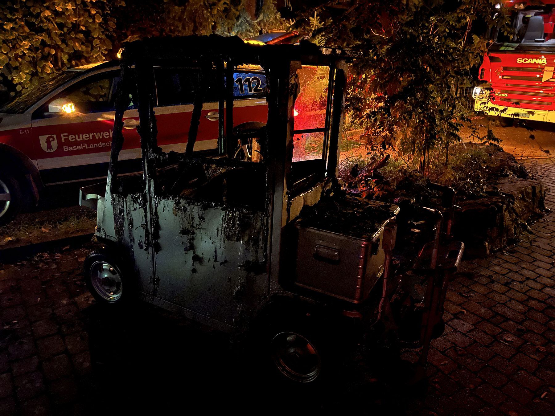 Brand Senioren-Elektromobil Sissach BL - Polizei Mitteilungen ...